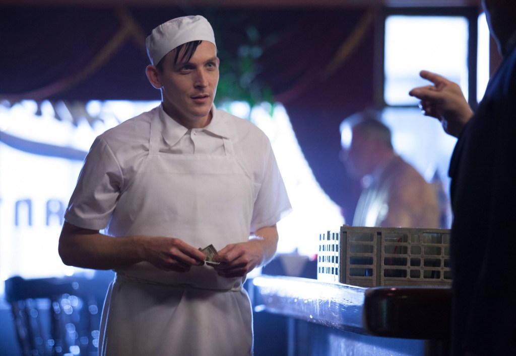 ‘Gotham’ – Stills Released From Episode 3 “The Balloonman” – We Geek Girls